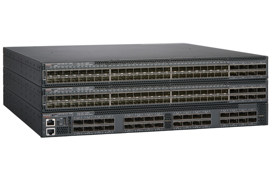 RUCKUS ICX 7850 Enterprise aggregation/core stackable switch